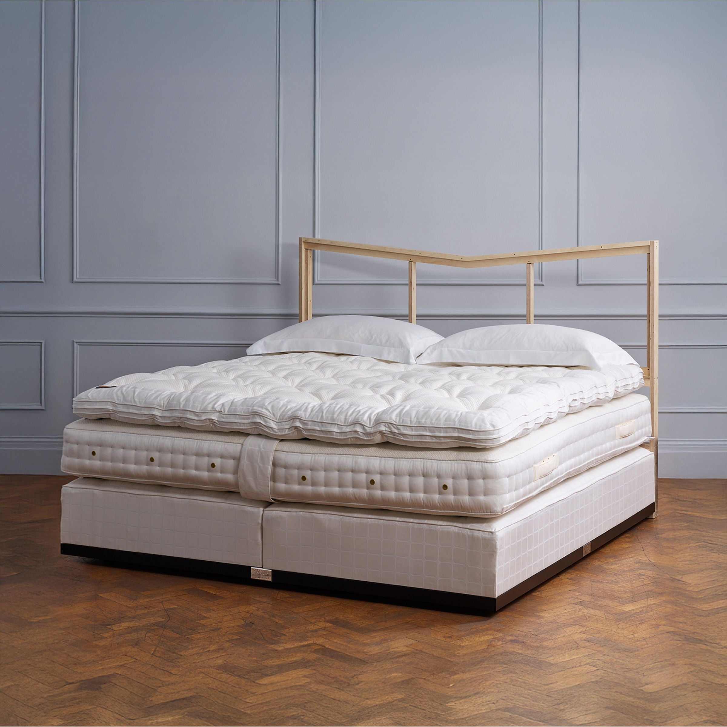 High-end Bed Sets | Savoir Bed Models | Luxury Handcrafted Beds ...