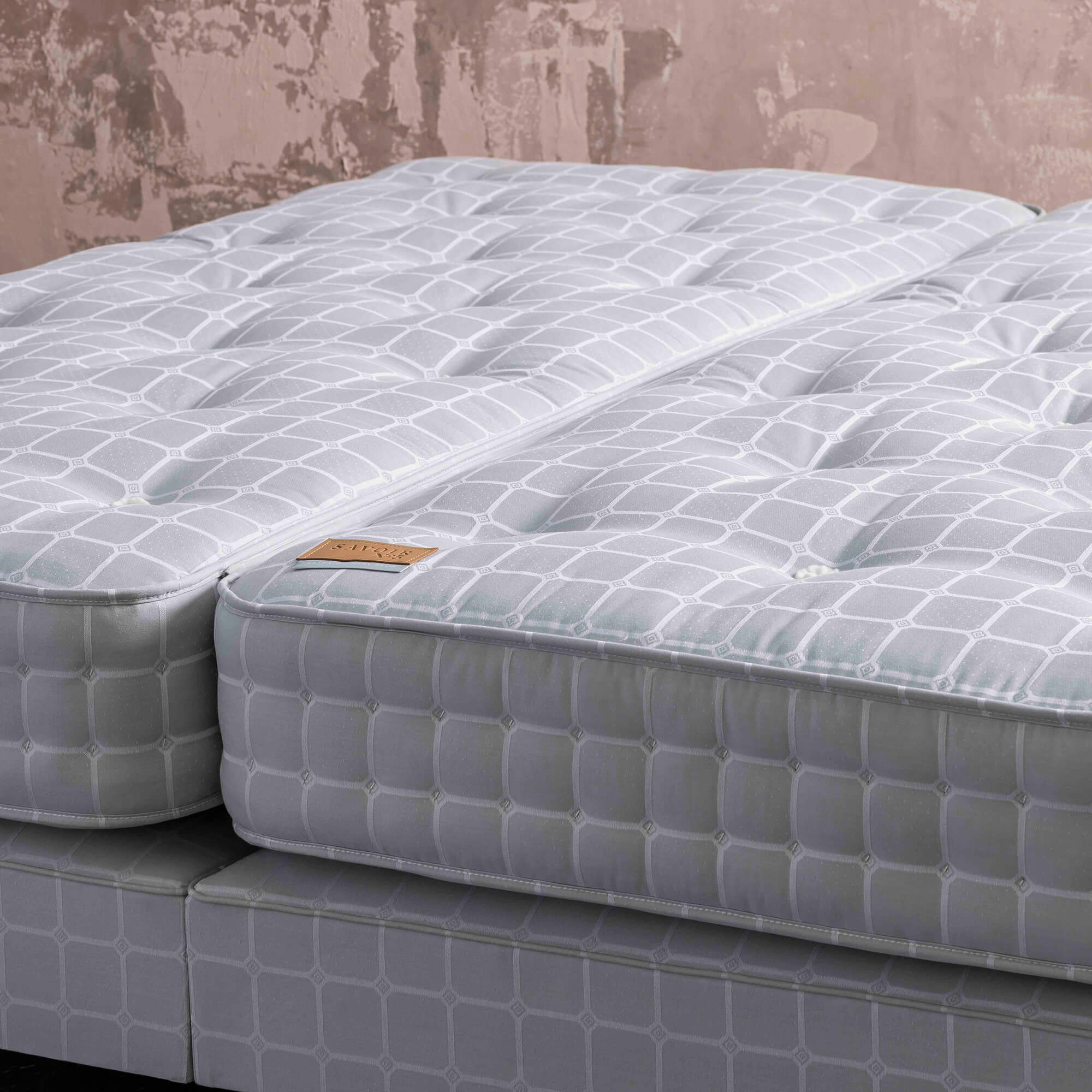 High-end Bed Sets | Savoir Bed Models | Luxury Handcrafted Beds ...